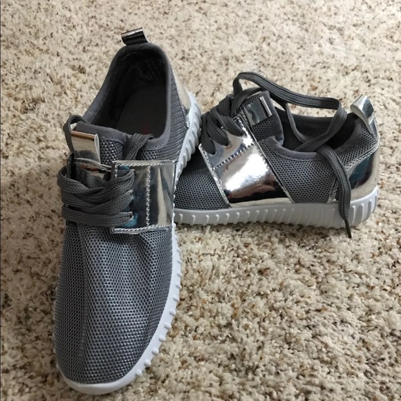 Liliana | Shoes | Liliana Sneakers | Poshmark